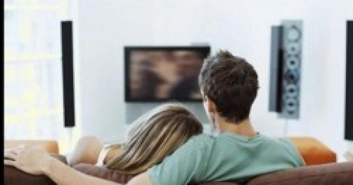 Programmazione tv di stasera, 1° novembre: film e programmi su Canale 5 ...