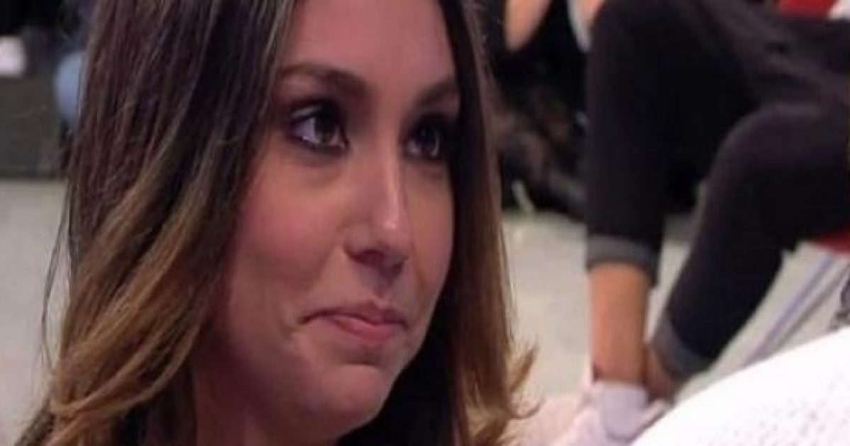 Uomini e donne, Sharon ad Andrea: 'La redazione mi ha intimato di non trasgredire'