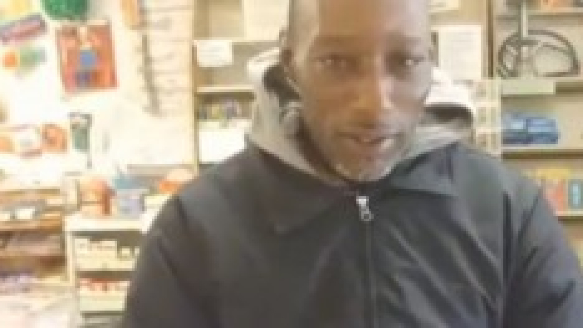 La storia di 'Homeless Eric' commuove il web e parte la raccolta fondi