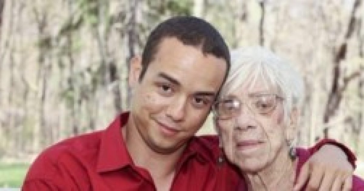 Kyle Jones: giovane innamorato di una donna di 91 anni