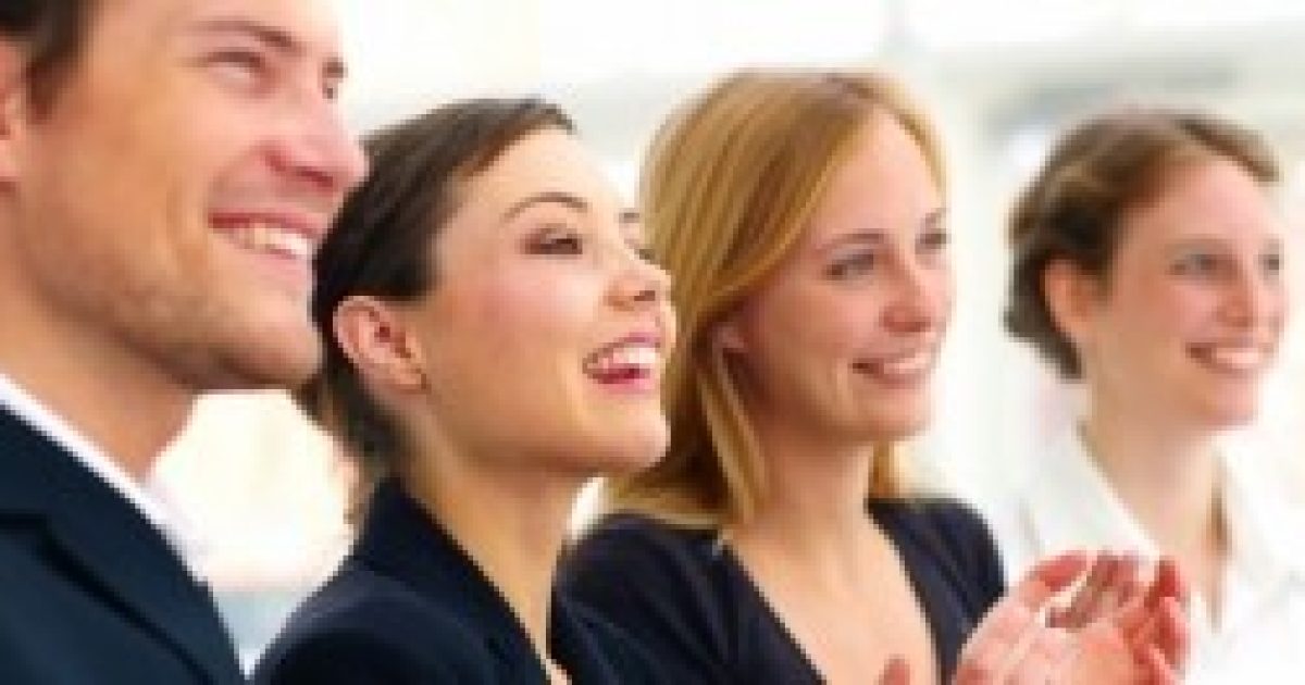 A importância do elogio na vida cotidiana e no mundo corporativo