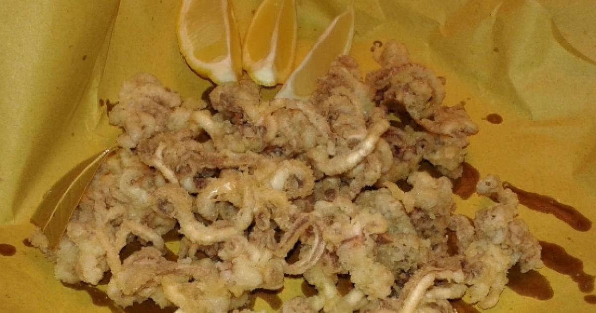 Ciuffetti di moscardini fritti al profumo d'alloro