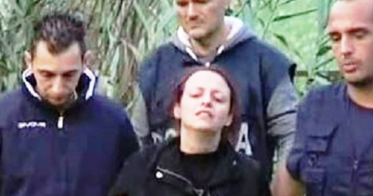 Veronica confessa: Loris si è ucciso per errore mentre giocava con le ...