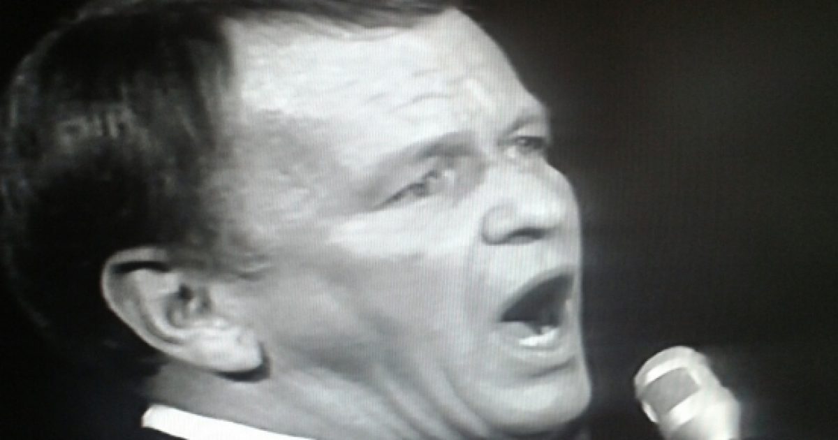 Chi era Frank Sinatra: oggi i 60 anni più celebrati della canzone