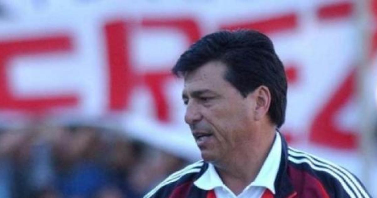 Passarella, denunciado por quienes debieran homenajearlo
