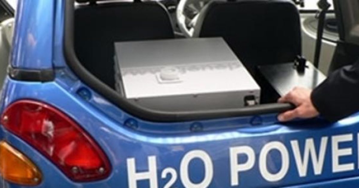 L'auto che cammina ad acqua: l'inventore è un italiano