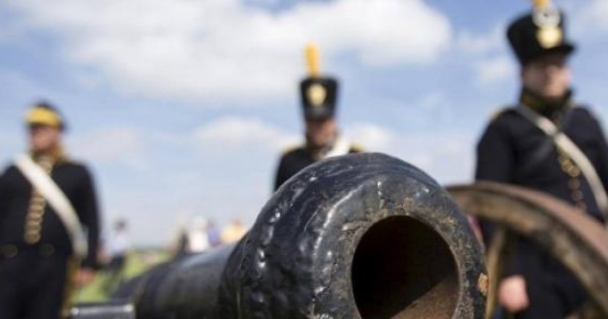 The gigantic diorama about the Battle of Waterloo was made during forty ...