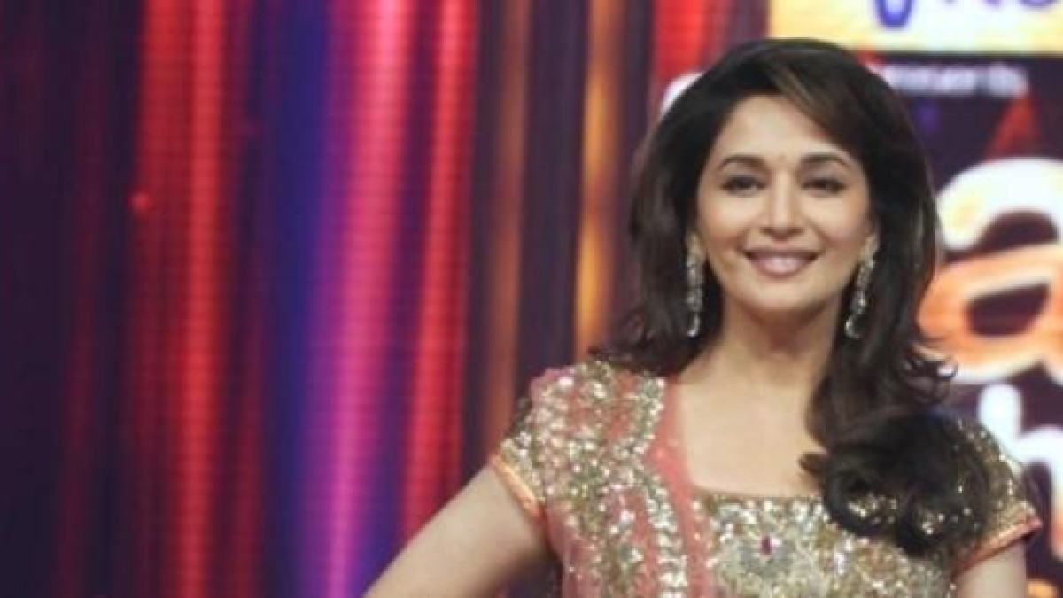 Madhuri Dixit aims at teaching dance yoga through DWM app