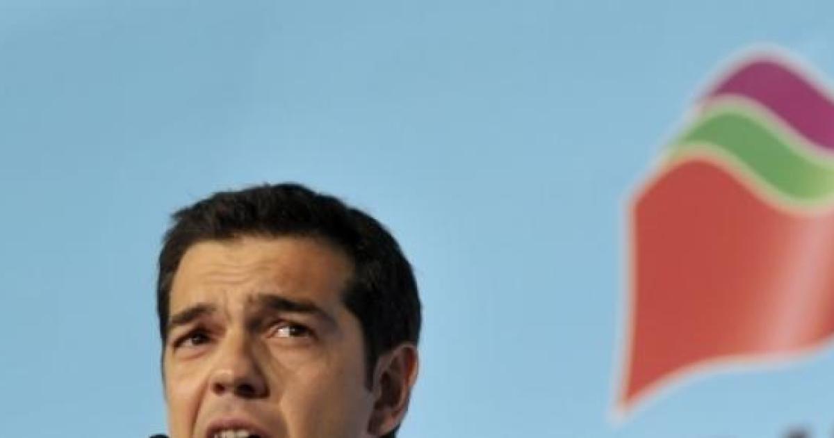 Salta l'accordo tra Atene e l'Europa, code di persone ai bancomat