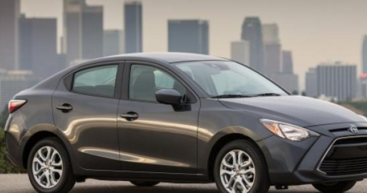 Toyota iA: primera muestra de la alianza con Mazda