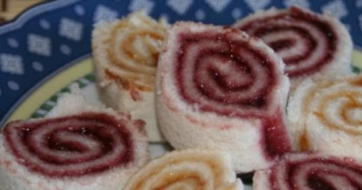 Girella con ripieno di marmellata