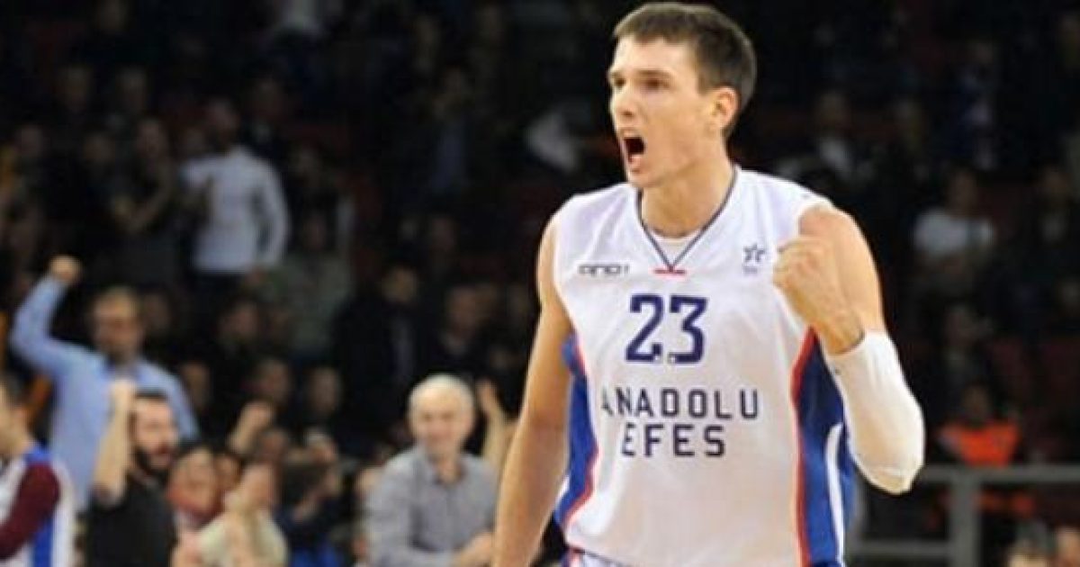 Sassari all'assalto dell'ala Matt Jenning: Sacchetti si confessa a Panorama