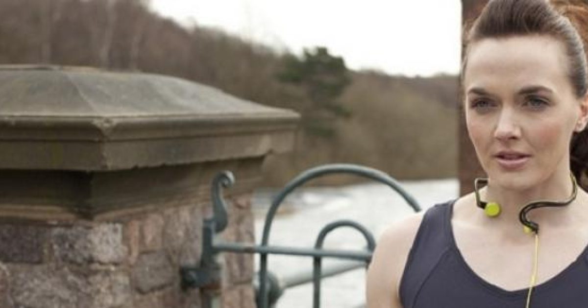 Olympic champion Pendleton completes her debut as a jockey