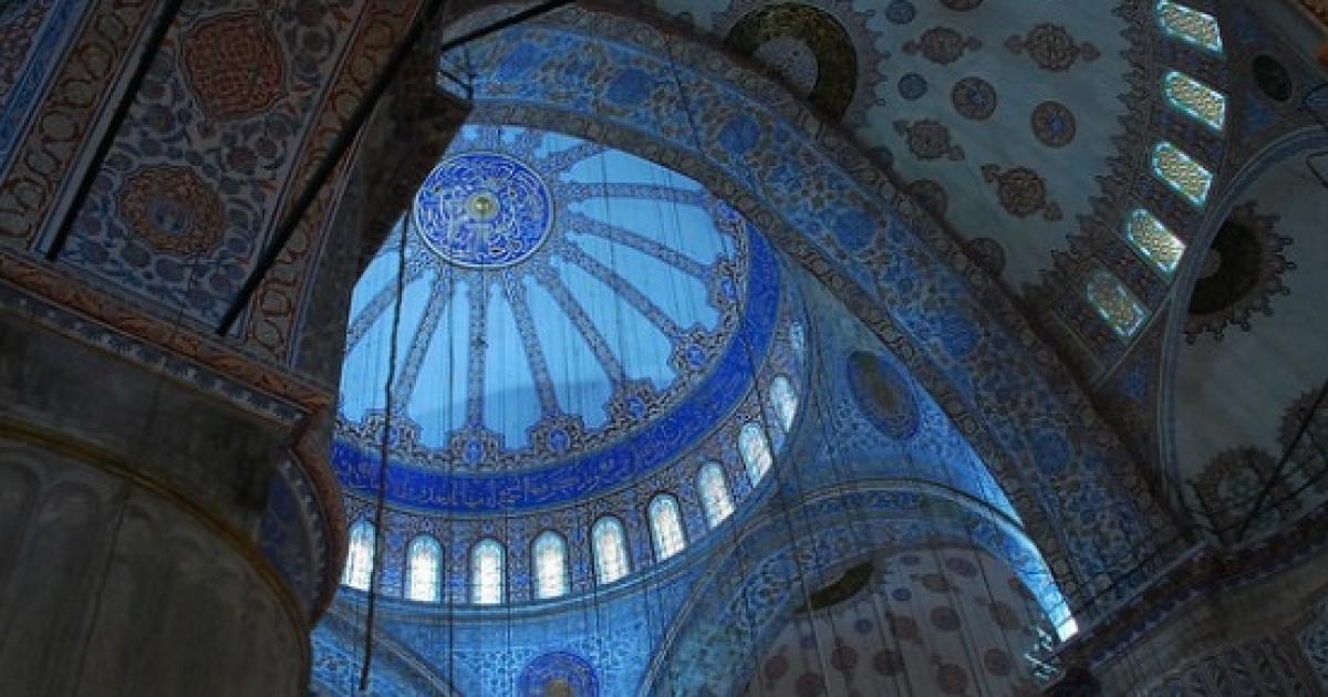 Colpita la zona della Moschea Blu, uno dei monumenti più conosciuti di ...