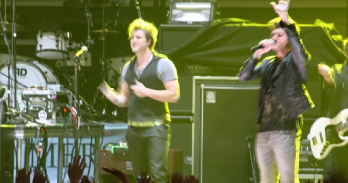 Anthem Lights announces a Kickstarter campaign for their new album ...