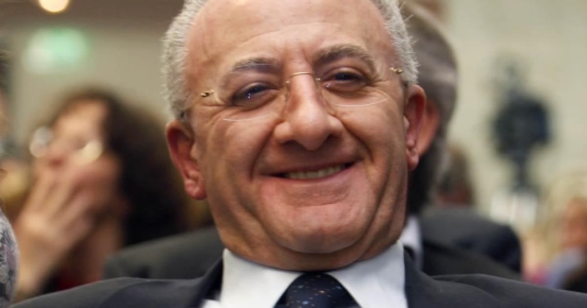 De Luca: 'Di Maio? Uno sfaccendato senza arte né parte'