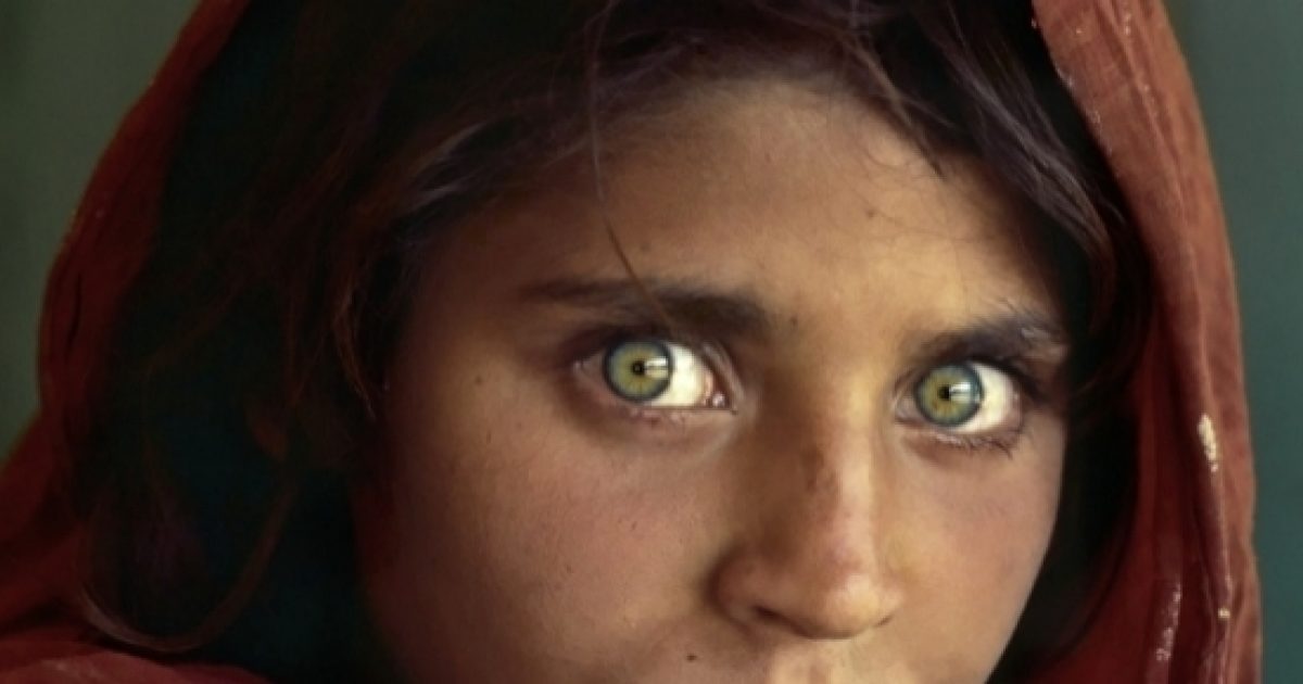 Sharbat Bibi l’icona della guerra afgana arrestata