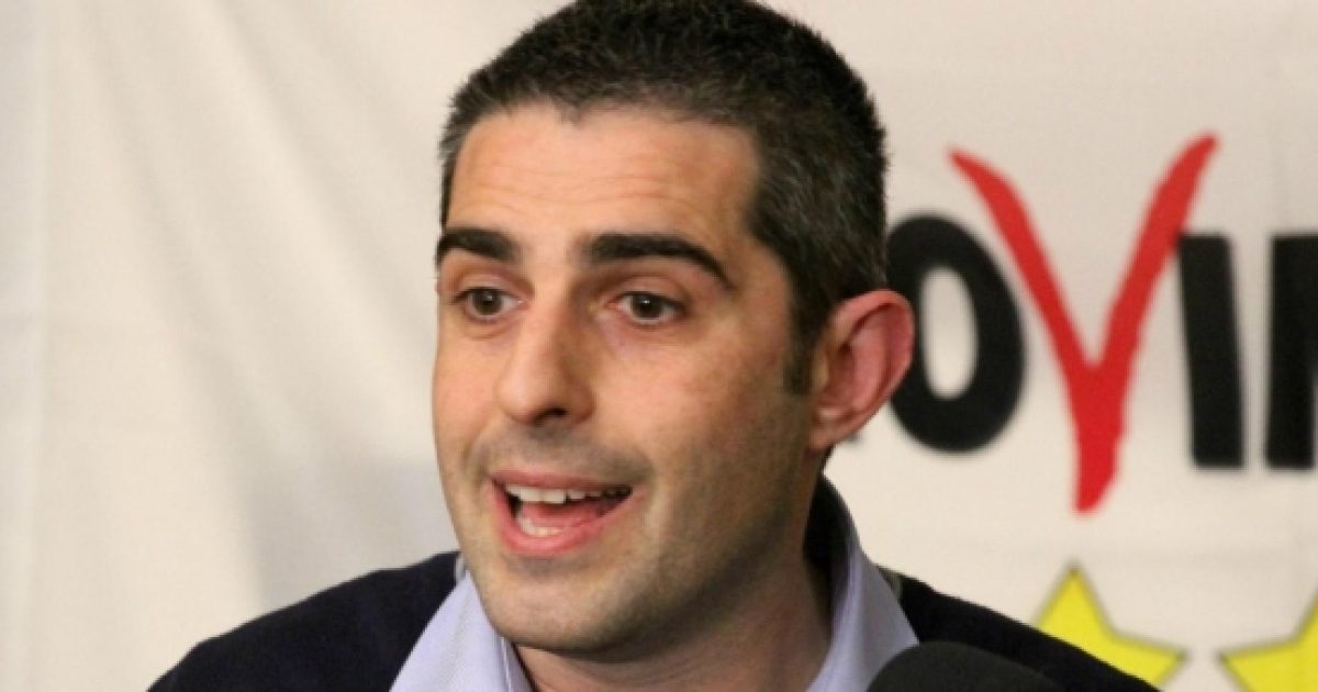 Federico Pizzarotti Sindaco Di Parma Dice Addio Ai Grillini