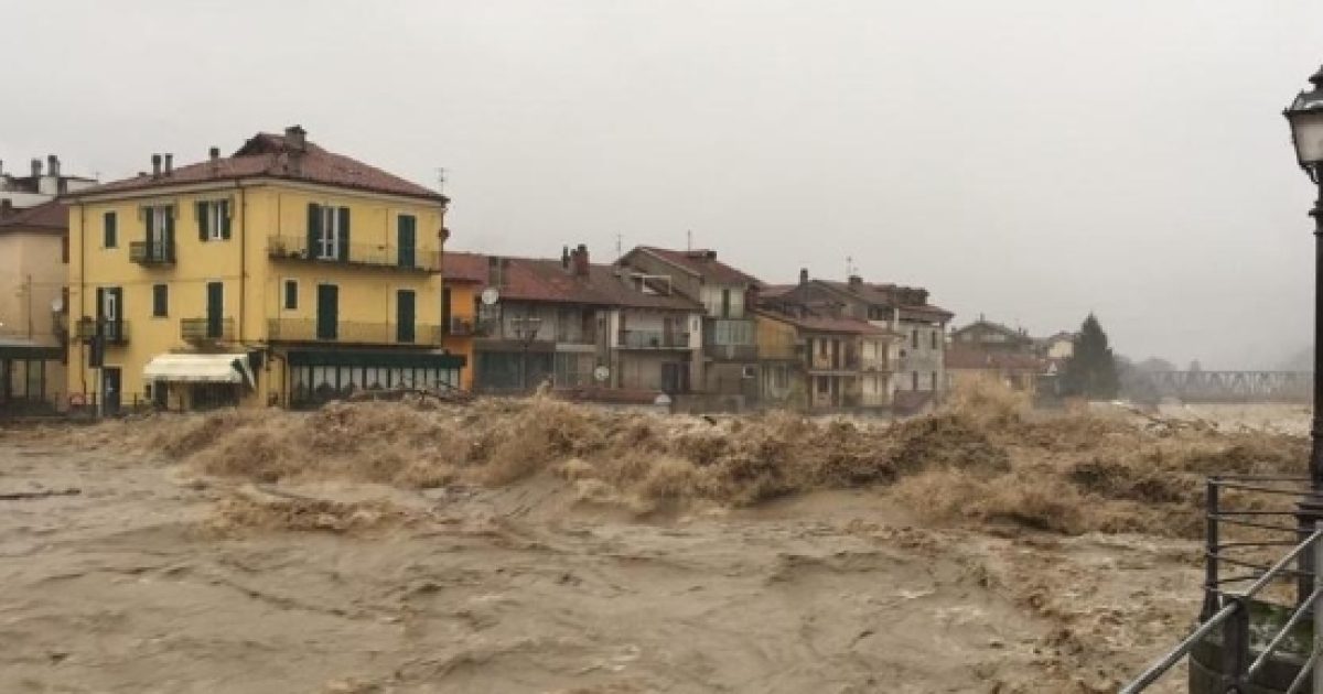 Aggiornamenti maltempo in Piemonte e Liguria, esondazioni ed allagamenti in molti comuni