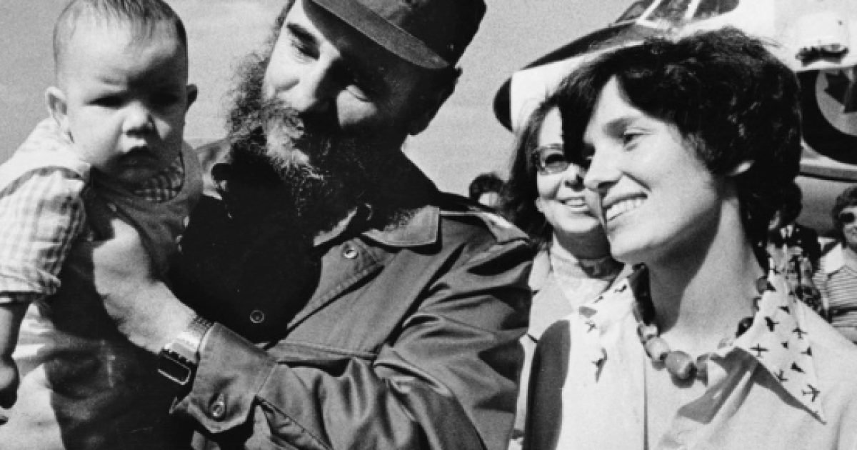 Il PM canadese Trudeau figlio di Fidel Castro? La teoria cospirativa ...