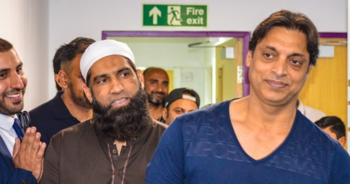 Cricket & Bollywood Superstars Shoiab Akhtar & Mohammed Yousaf blast ...