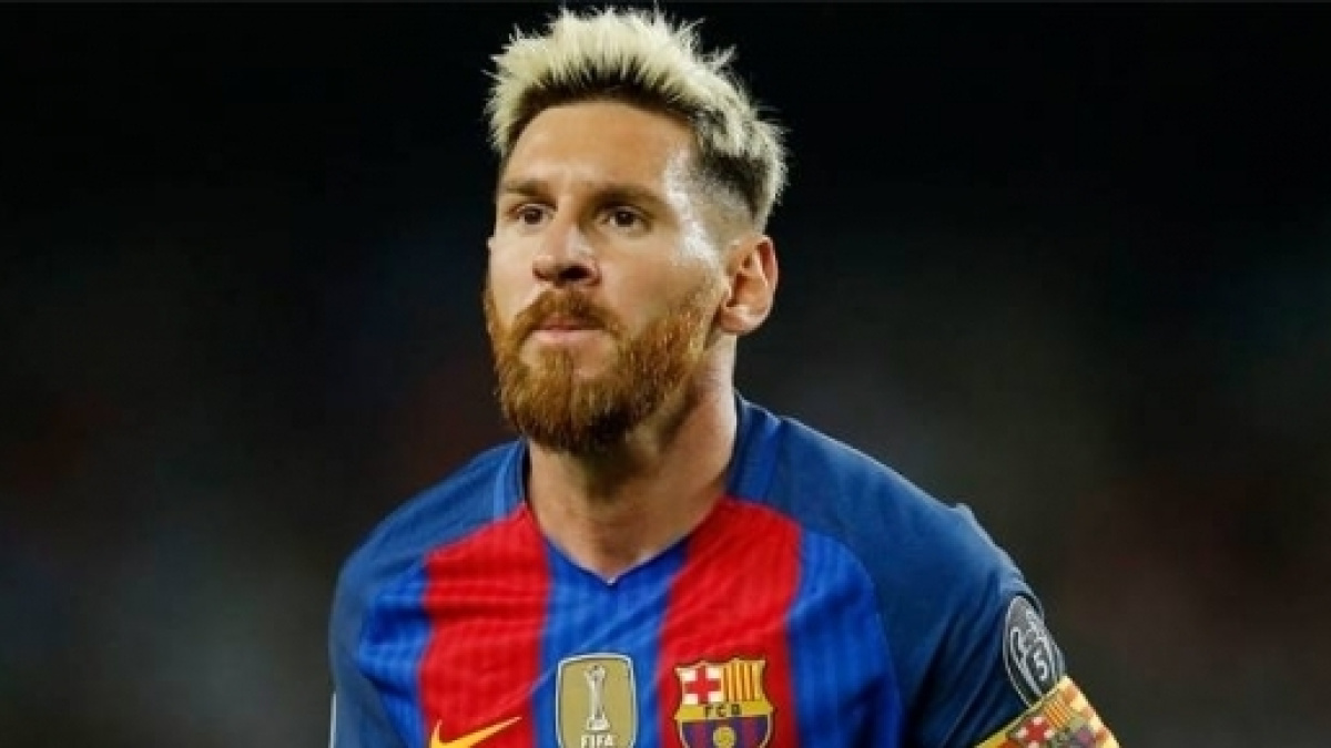 Brilliant Messi pulls the strings in Barcelona comeback