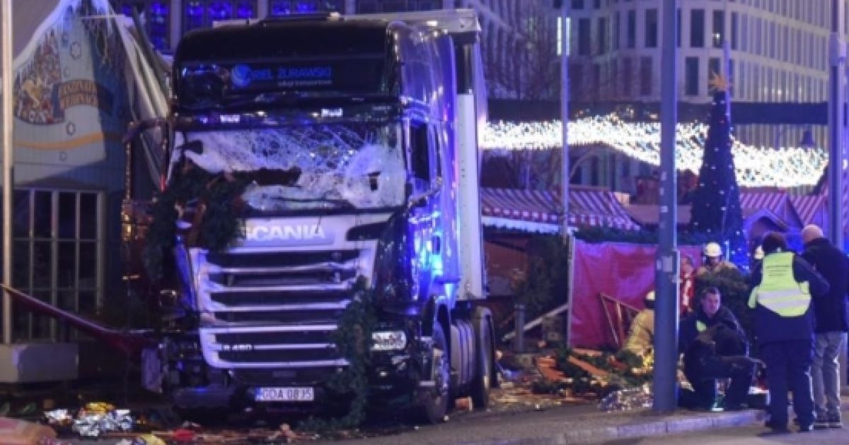 Ancora una festività macchiata di rosso dall'Isis