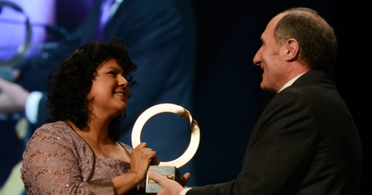 Assassinata Berta Cáceres, attivista per i diritti degli indigeni