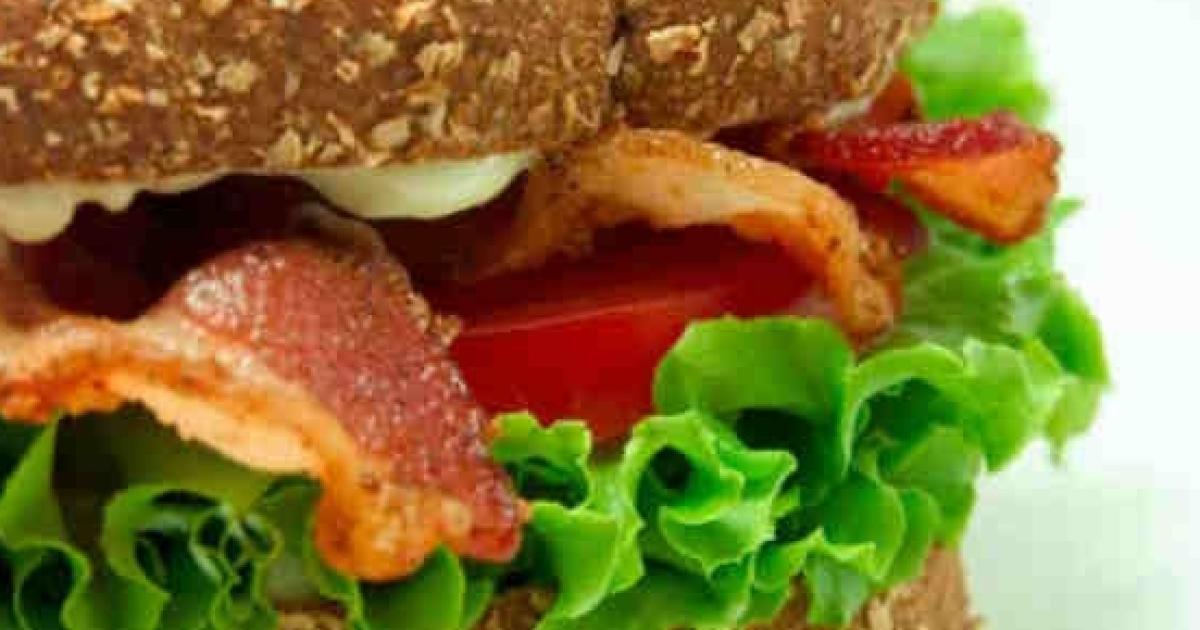 Panini con tacchino e pancetta