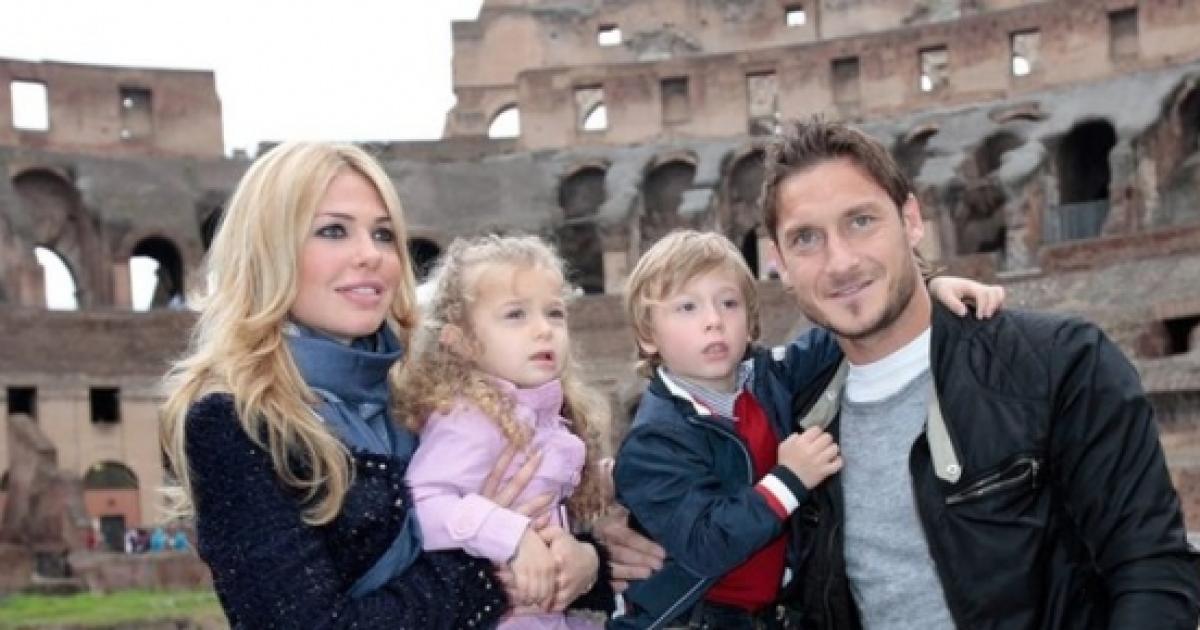 Nuova arrivata in casa Totti. Isabel, un giorno di vita ed è già una star