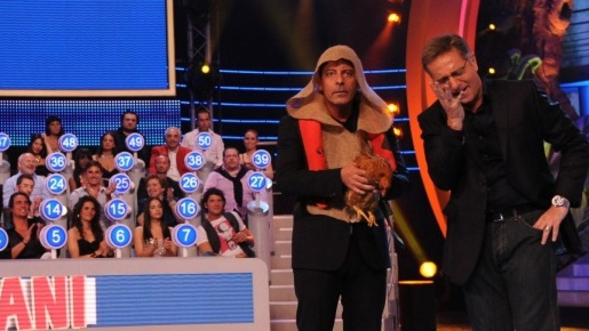 Anticipazioni Ciao Darwin 7 quarta puntata: Carne contro Spirito, ospite Tina Cipollari