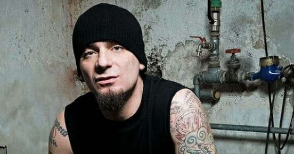 Rivelazione choc di J-Ax: io, vittima di bullismo a causa della mia ...