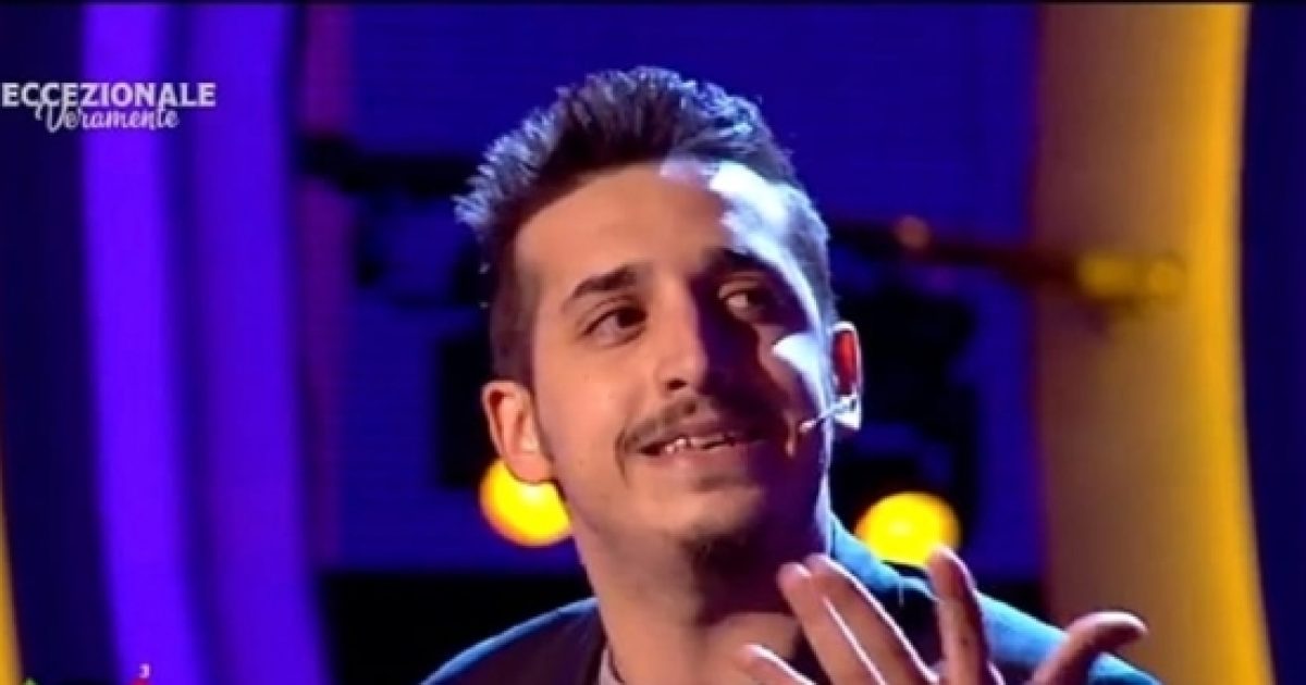 Roberto Lipari è il vincitore del talent show sui comici