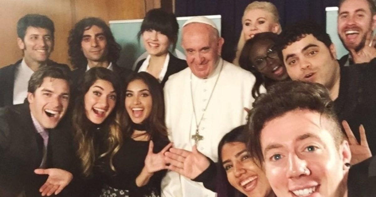Pope Francis receives copy of Undertale video game from YouTuber MatPat