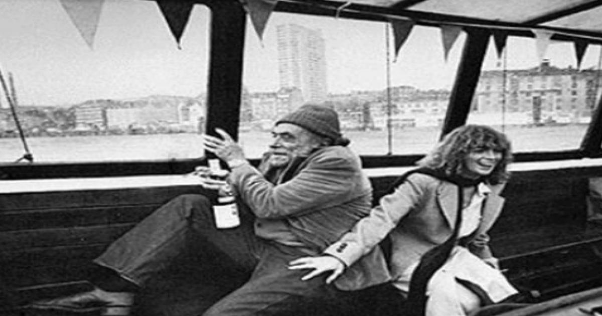 Charles Bukowski: perchè le donne non sanno dire 'no' ai tipi come lui