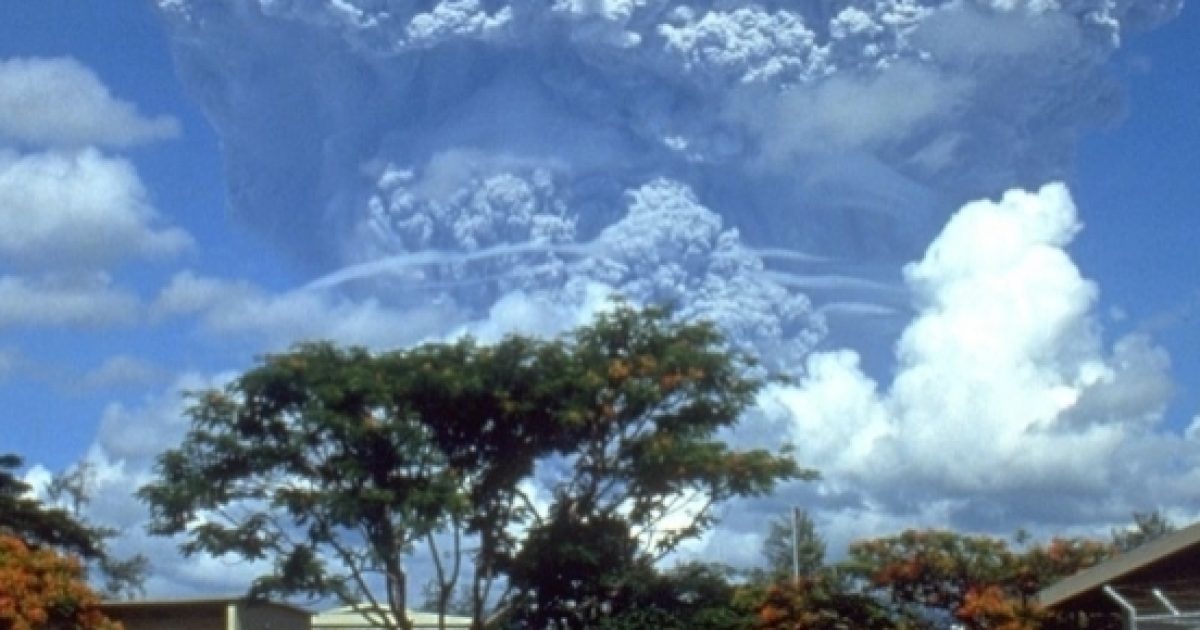 Did the 1991 Mount Pinatubo eruption cause sea level rise to slow?