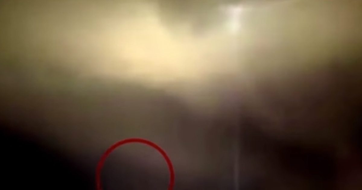 Ufo: su Facebook video mostra avvistamento in mezzo ad un temporale