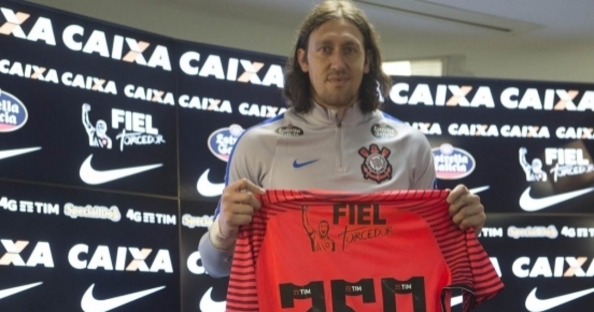 Cássio comemora, contra o Fluminense, invejável marca de 250 jogos pelo ...