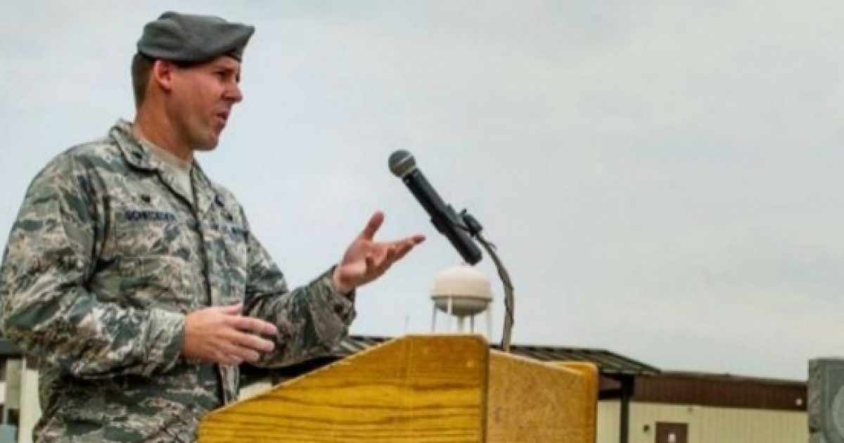 Alarm bells ring as US airman shoots dead his commanding officer at San ...