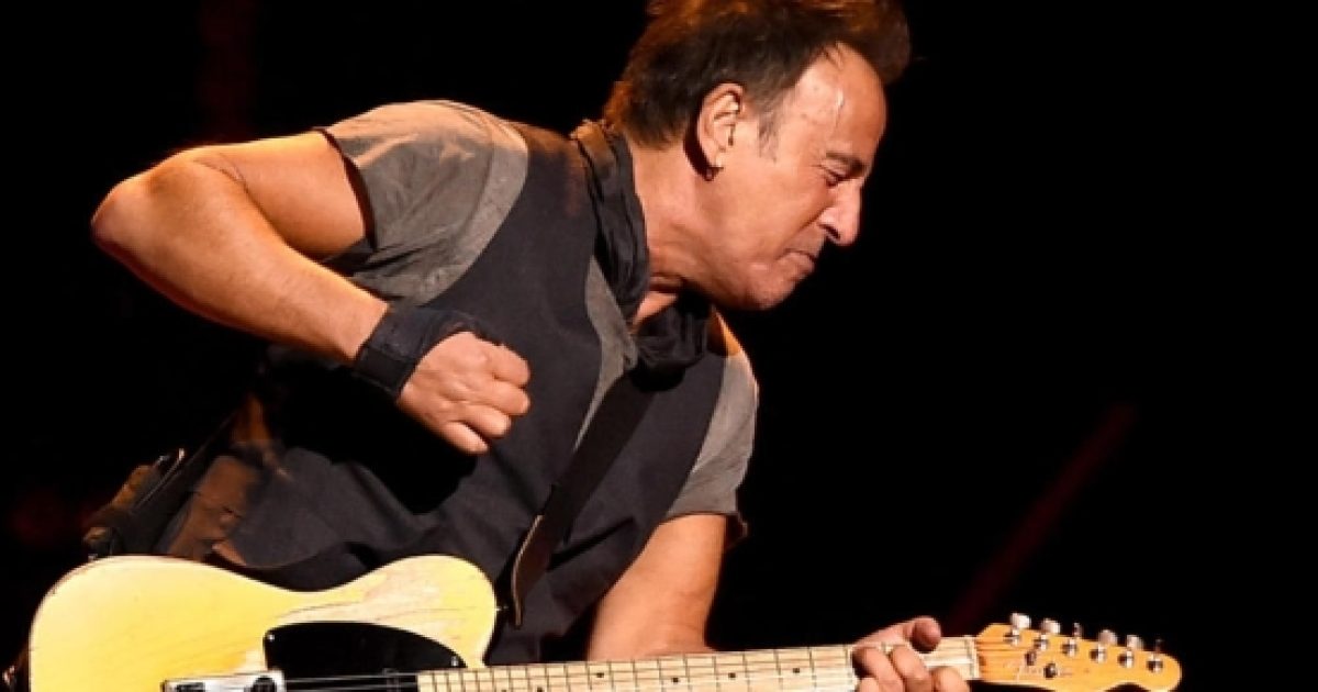Bruce Springsteen slams Donald Trump