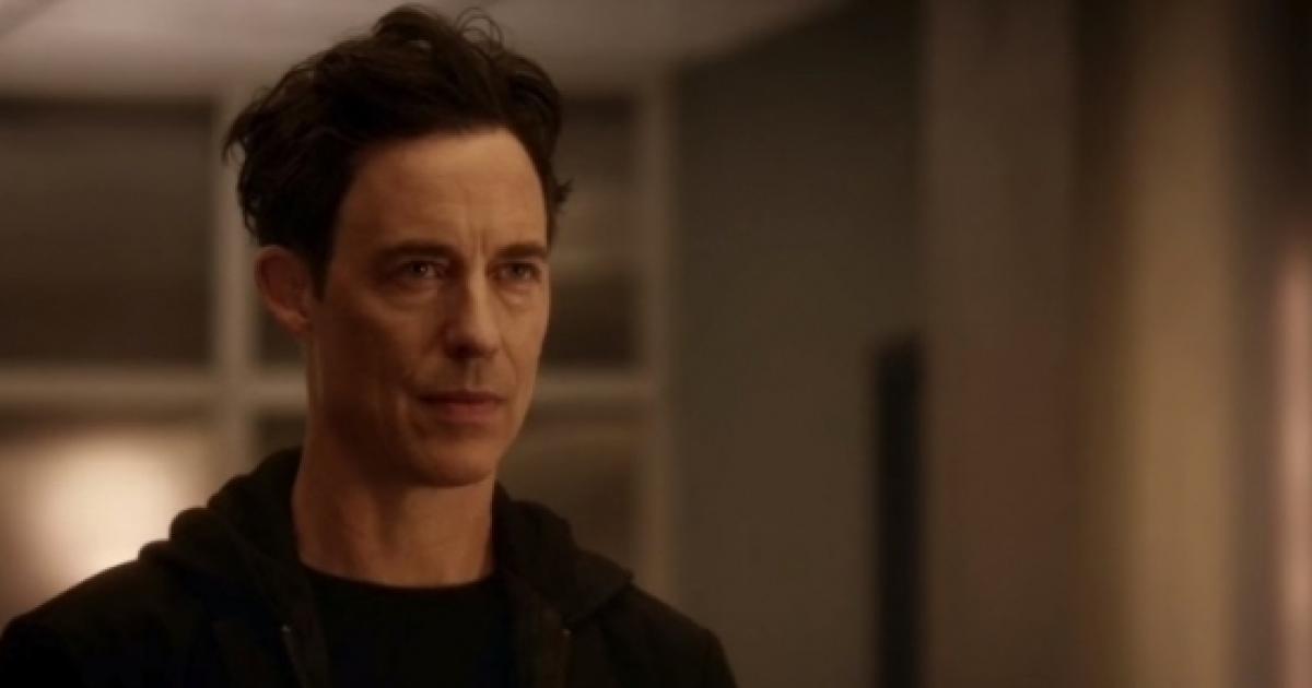 Earth 2 Harrison Wells returns in ‘The Flash’ Season 4 for an important ...