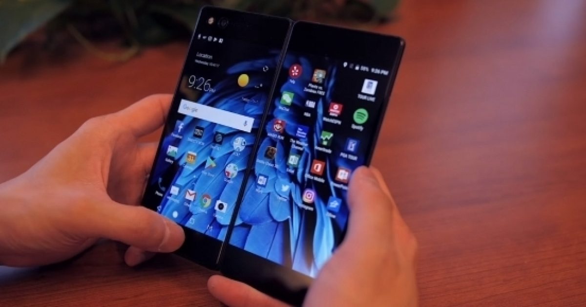 Folding display technology is here as ZTE debuts the new Axon M smartphone