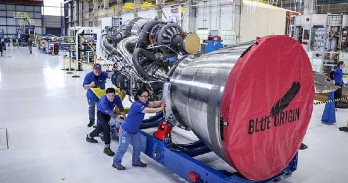 Blue Origin conducts a hot fire of its BE-4 rocket engine