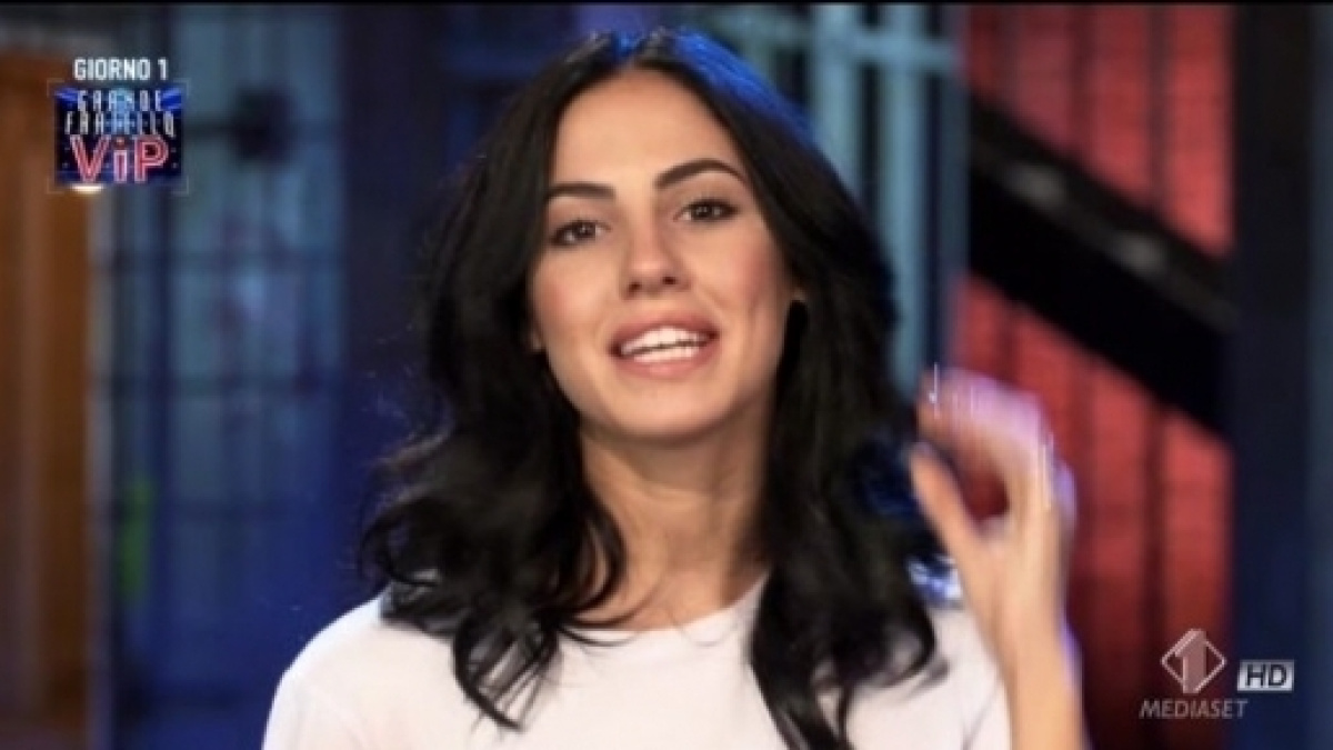 Gossip GF Vip: dolce messaggio per Giulia De Lellis, fidanzato noto per ...