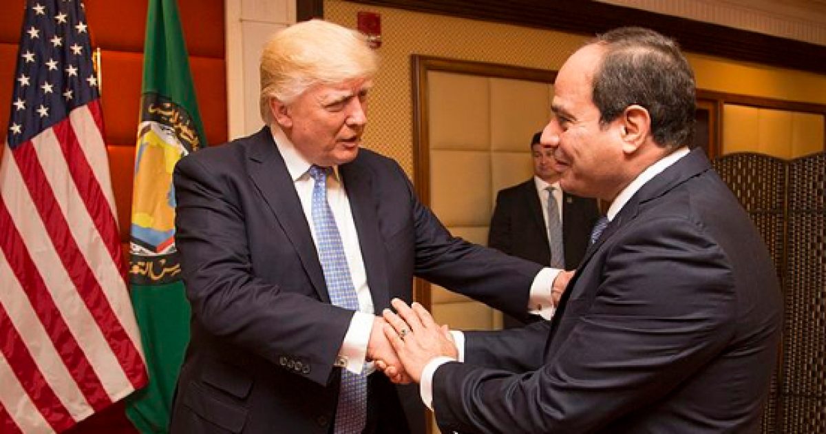 Donald Trump baffled by ASEAN handshake