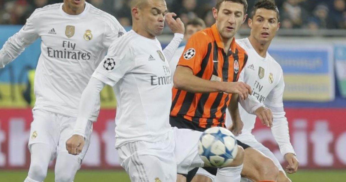 Le Real Madrid, a--t-il besoin d'un défenseur pour renforcer sa ...