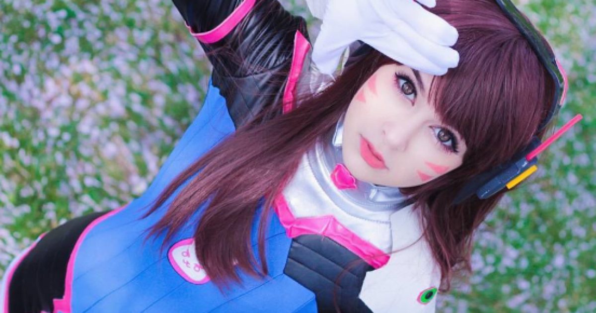 New ‘Overwatch’ gear from Razer completes D.Va cosplay fantasy makeover