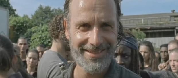 'The Walking Dead': EP explains Rick Grimes' smiling