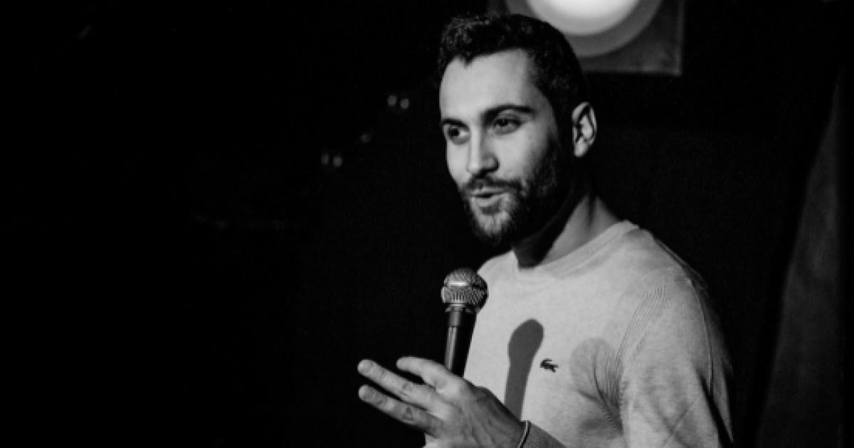 Seb Mellia, l’enfant terrible du stand-up parisien