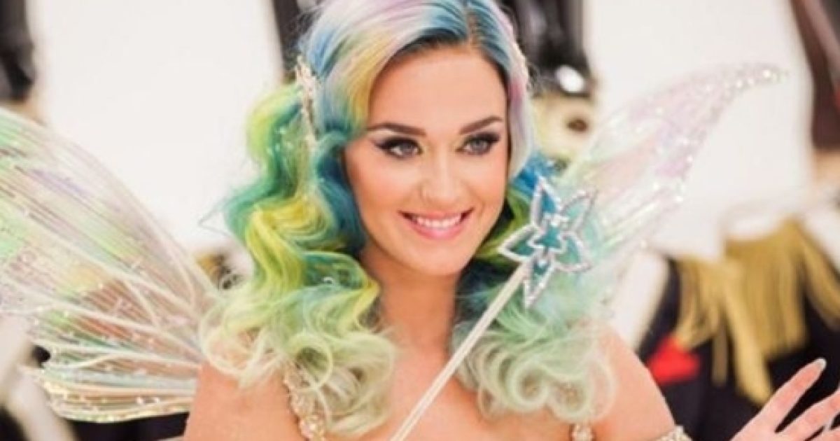 Katy Perry to launch a new makeup line